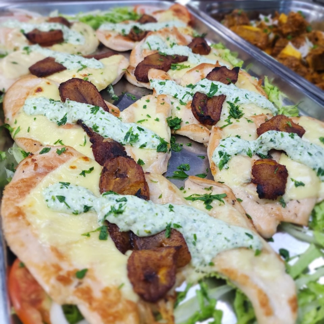 Filet de pollo Zuliano – Angelicas Restaurant – Cecilio Acosta